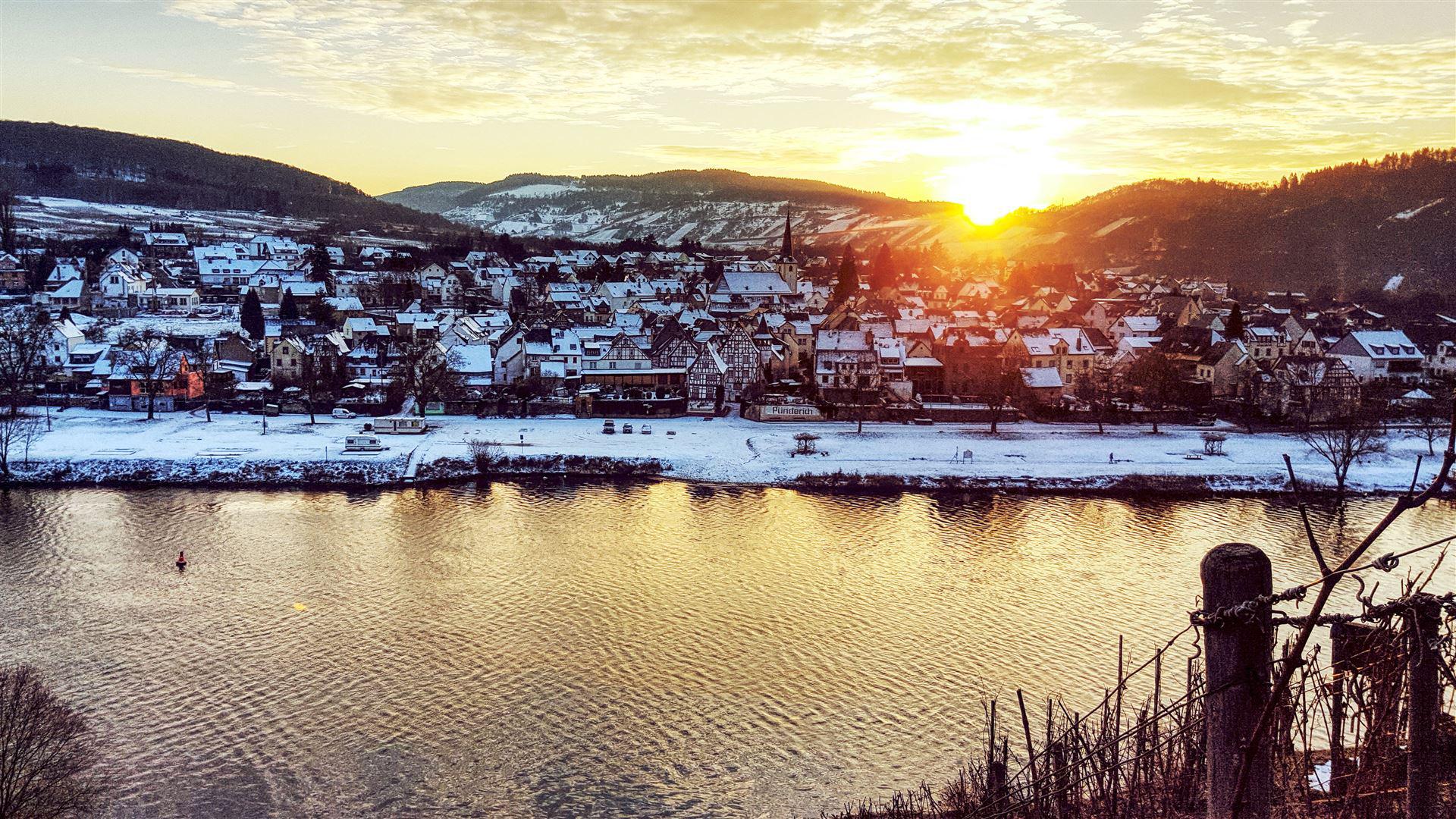 Ökoweingut Markus Busch - wein, riesling und ferienwohnungen direkt ...